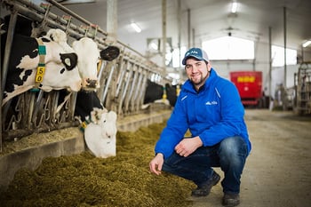 Our TRUE BLUE Team | Experts Behind Alta Genetics